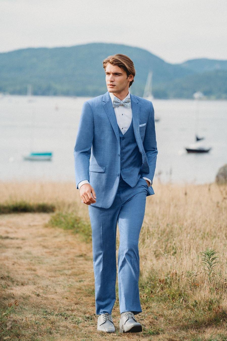 Trajes de novio azules - bodas.com.mx