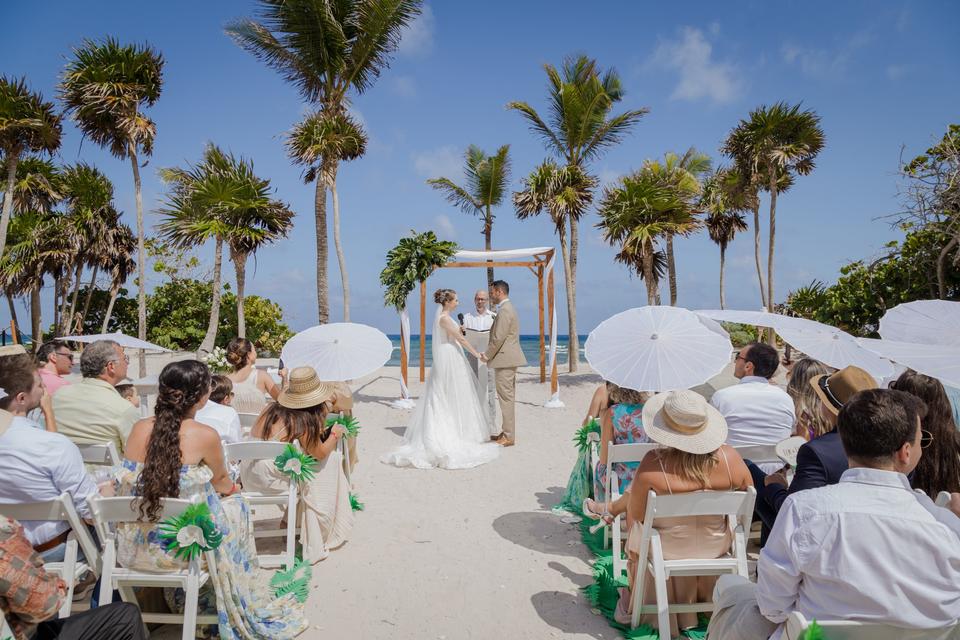 Boda en la playa: 10 consejos para una celebración perfecta frente al ...