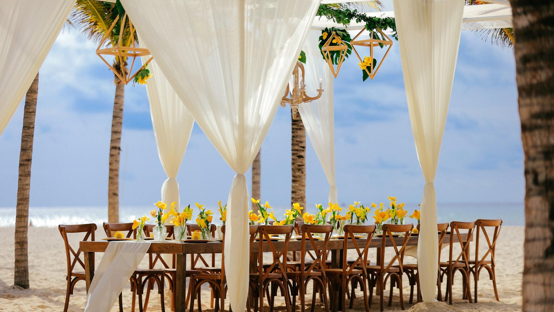 Boda en la playa: 10 consejos para una celebración perfecta frente al ...