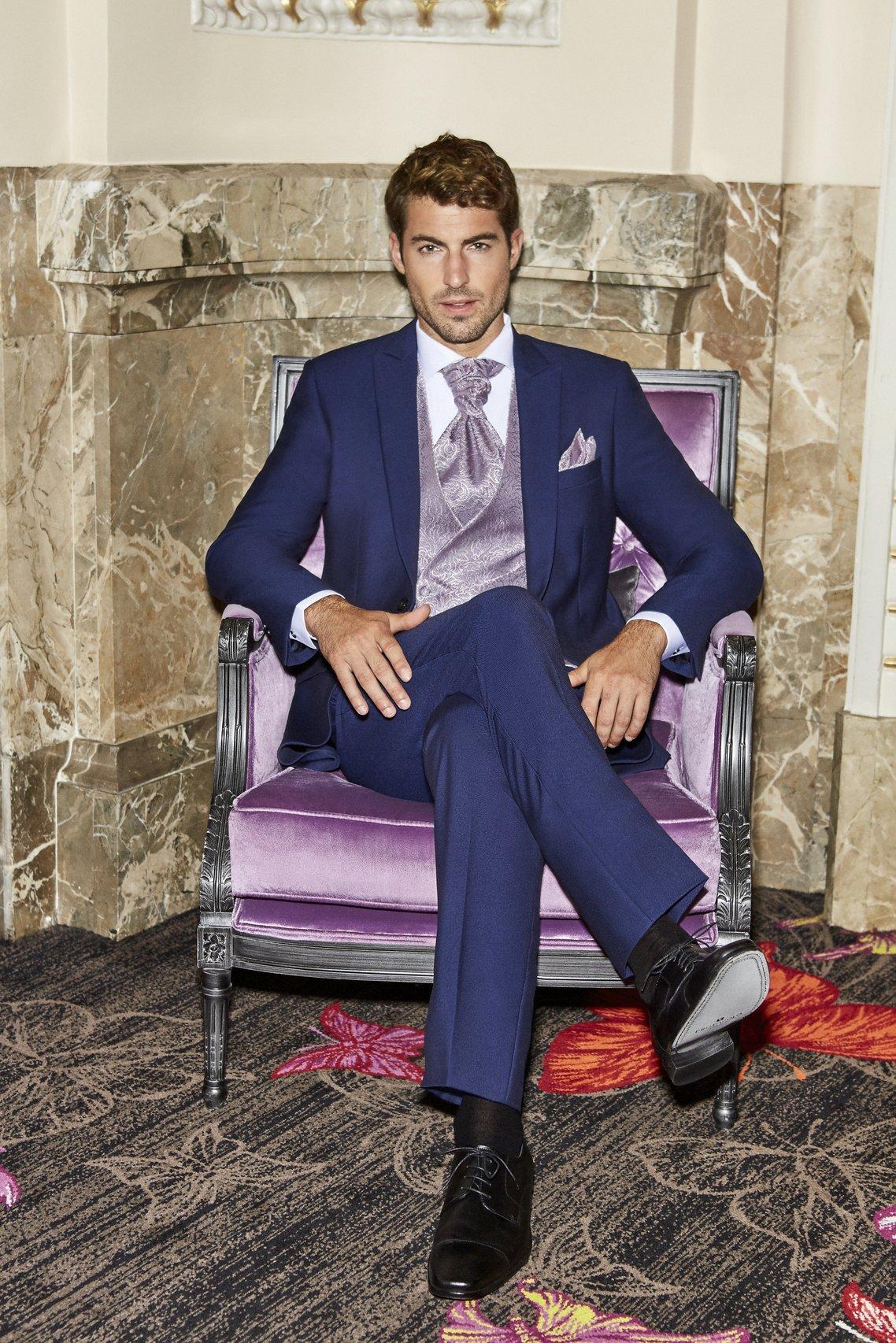 35 trajes de novio azules - bodas.com.mx