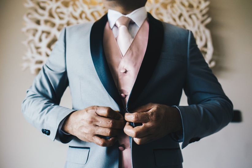 Tipos de solapas para el traje del novio, ¿te queda el saco? - bodas.com.mx