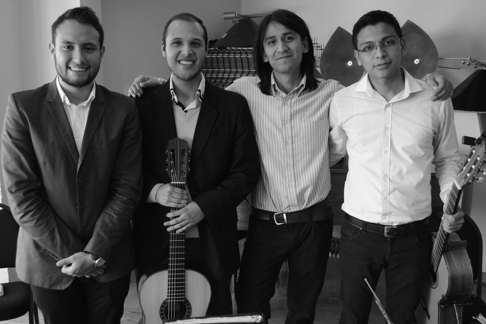 Cuarteto Emiola - Consulta disponibilidad y precios
