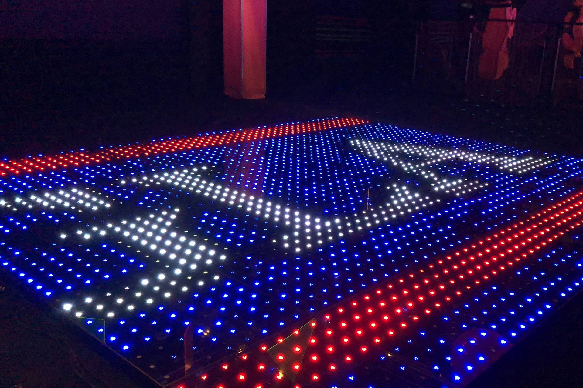Pista Iluminada Junglamix - Consulta disponibilidad y precios