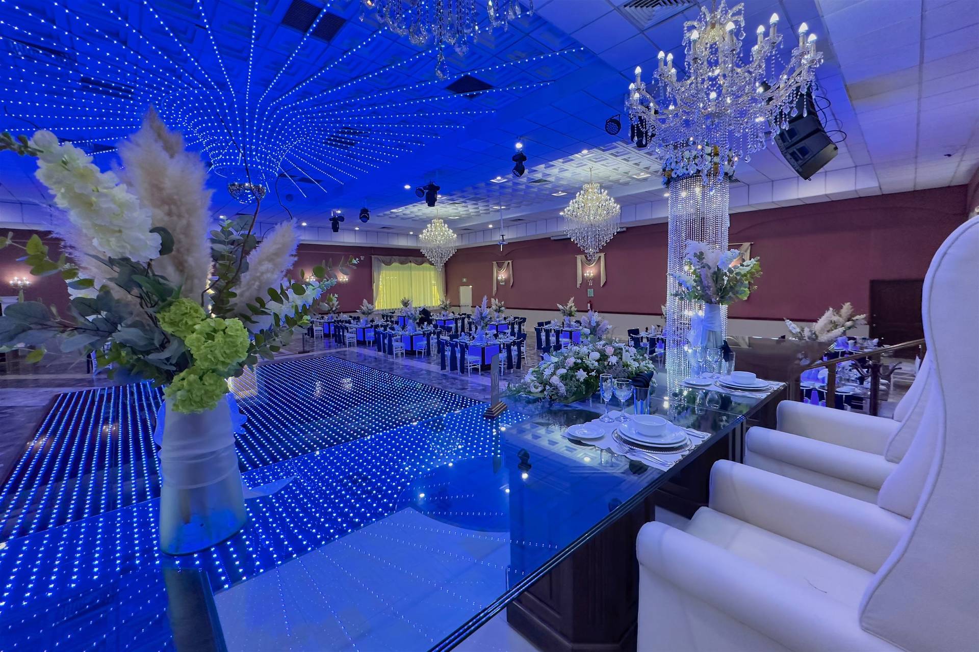 Salones Kristal Consulta Disponibilidad Y Precios