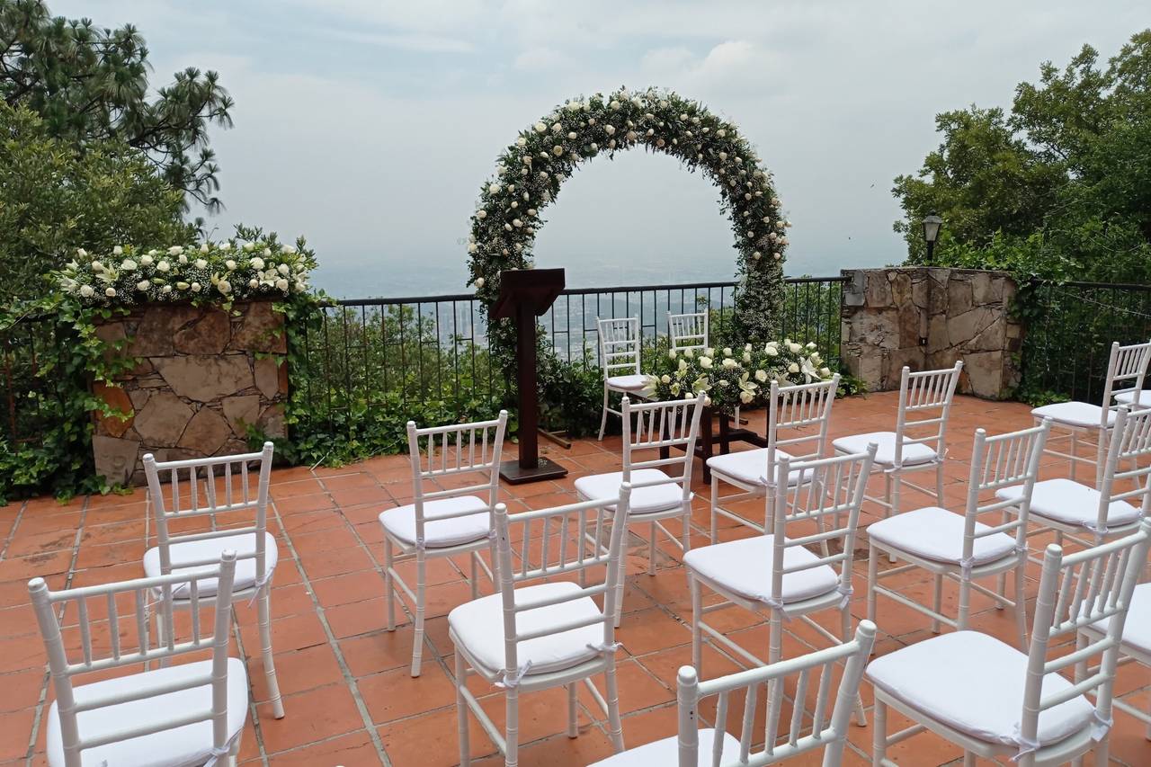 Hotel Chipinque - Consulta disponibilidad y precios