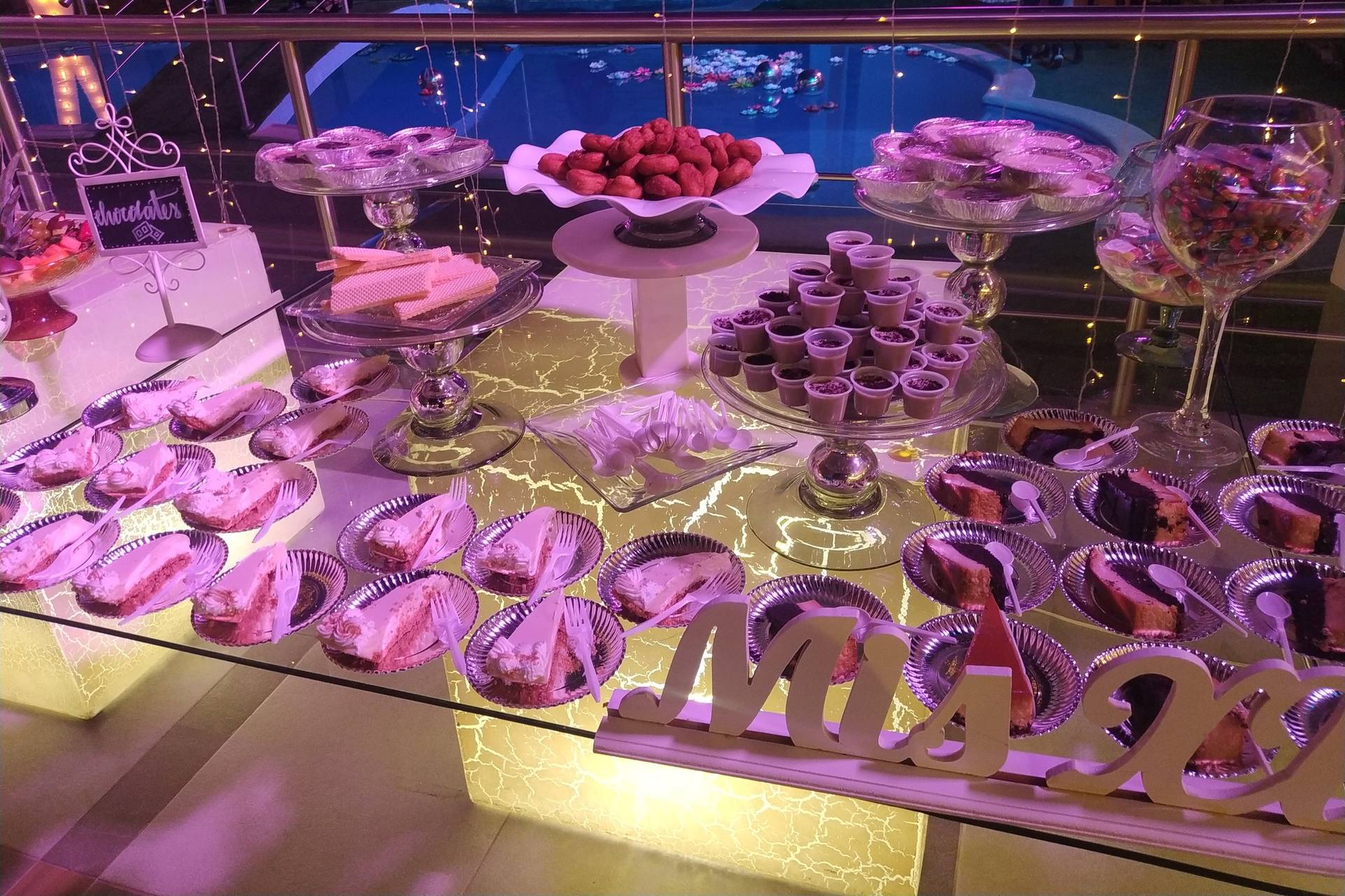 Salón y Terraza Anita - Opiniones - Desde $75 - 3% Descuento